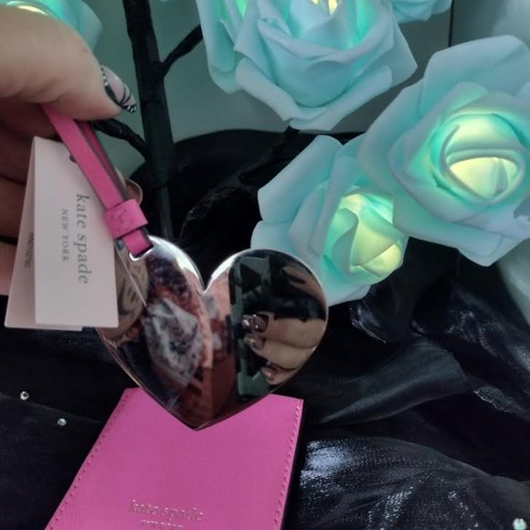 kate spade | Bags | Kate Spade Hibiscus Leather Pocket Heart Shaped ...